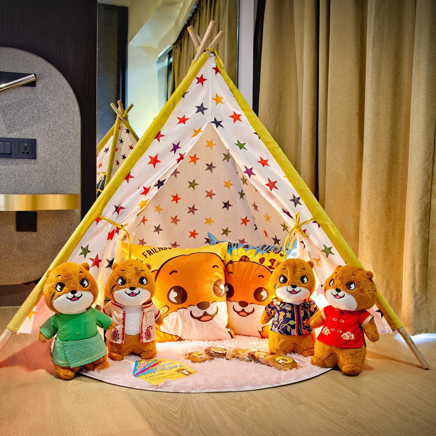 Lucid Experiences (Otah & Friends) - Mascot Enterprise